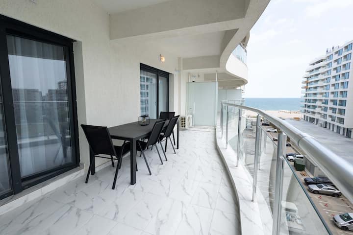 Hubix Suites | Casa Del Mar C2-48 | Super View - Constanța