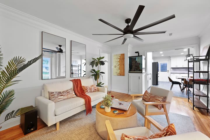 Sherwood Chic - Stylish Modern Home + Park Circle - Charleston, SC