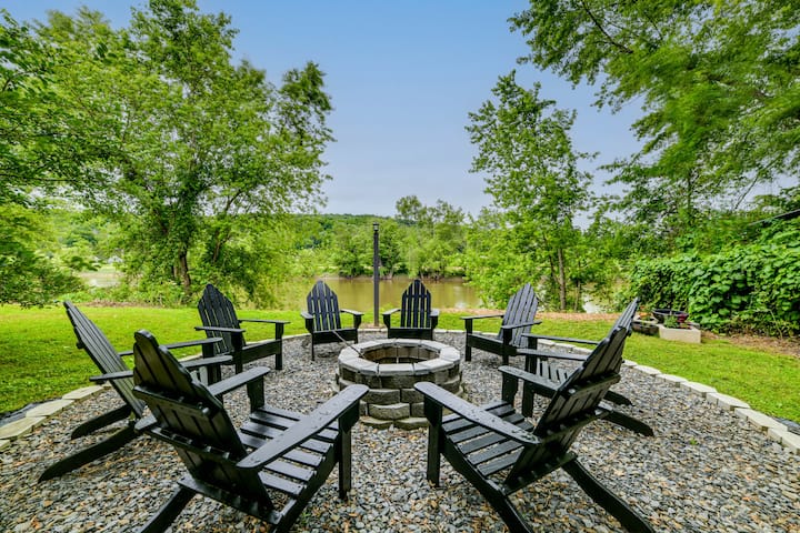 Riverfront Retreat W/ Near Boat Launch In Nineveh! - Animal Adventure Park, Harpursville