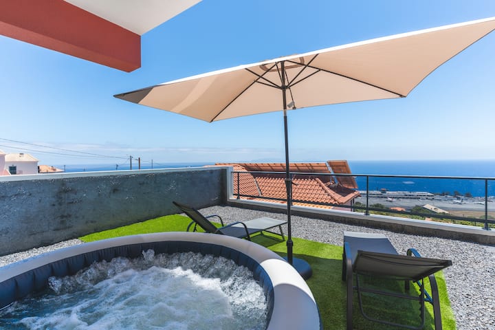 Blue Outlook View By Atlantic Holiday - Madeira