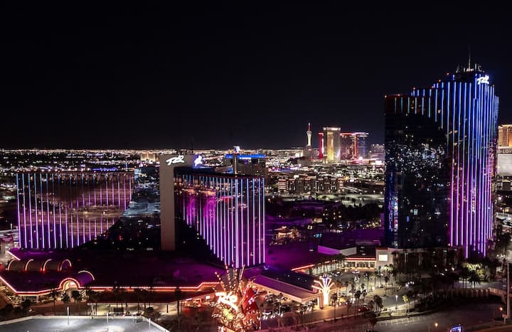 1-bedroom Hotel Suite - 2 Beds - Las Vegas, NV