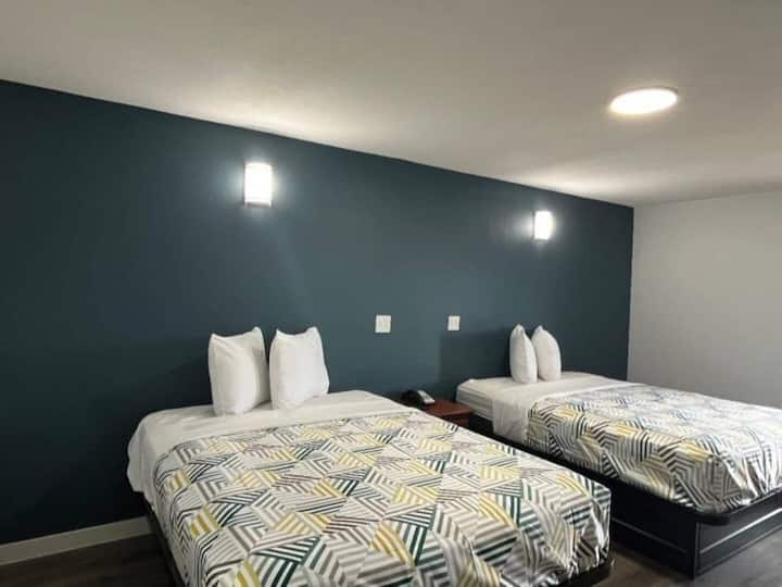 2 Lits Queen | Ns | Réfrigérateur - Greenwood, MS