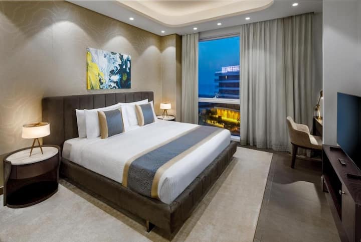 1 Bedroom Apartment City View Near Alnahyan Mosque - Abou Dabi