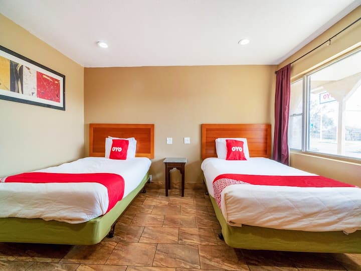 Lit De Reine Premium 2 - Beeville, TX