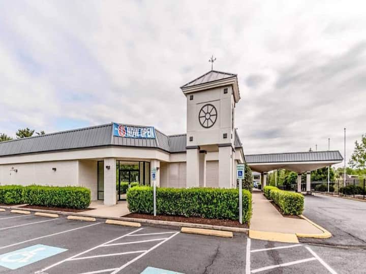 2 Lits Complets | Ns | Réfrigérateur - Woodbridge, VA