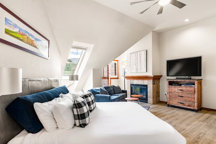 Penthouse Studio At Peak9 Base/mainst W/ Amenities - Breckenridge, CO