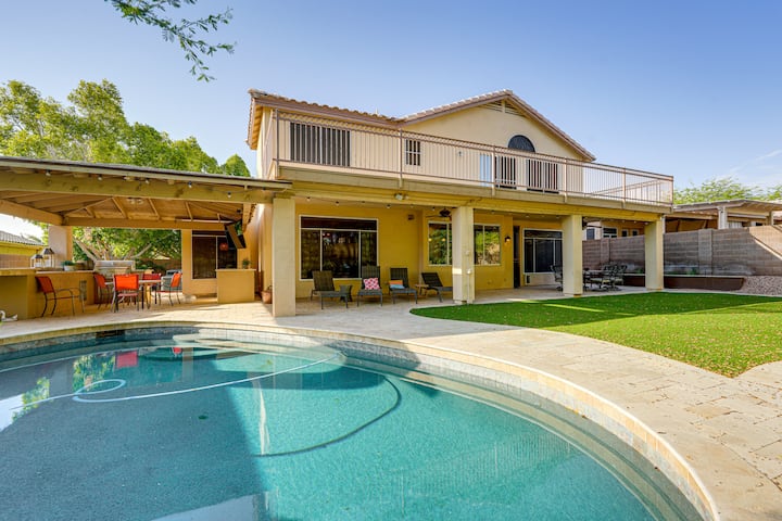 3 Mi To Granite Reef: Spacious Retreat W/ Pool - Mesa, AZ