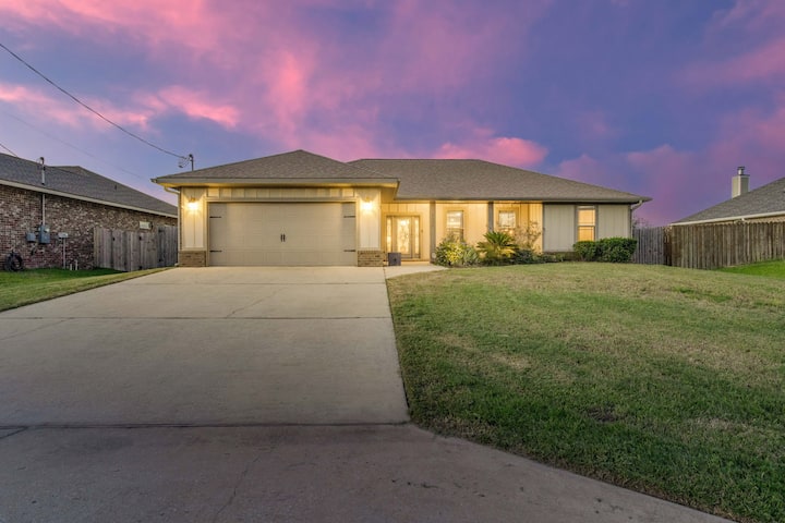 Hot Tub | Private 3br Beach Home Close To Fun - Pensacola Beach, FL