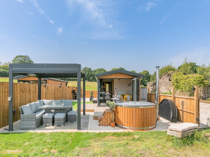 Sky Lark Lodge - Uk49904 - Ormskirk