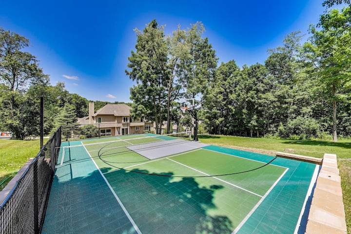 Pickle My Fancy | Pickleball, Sauna, Game Room - Lake Geneva