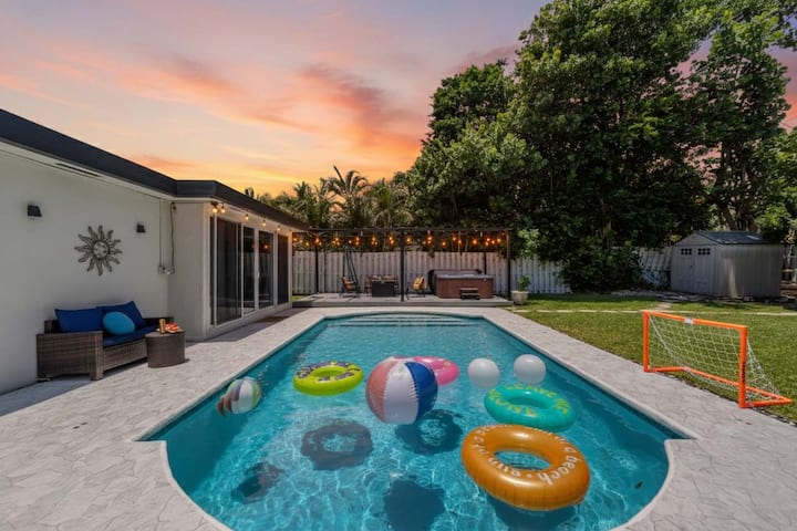 World Cup Family Oasis | 3br | Pool, Hot Tub - Beach, Fort Lauderdale