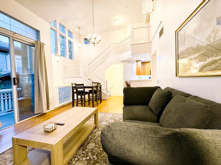 Stylish 3br + Loft Condo In Ladera Ranch (Monthly) - Rancho Santa Margarita, CA