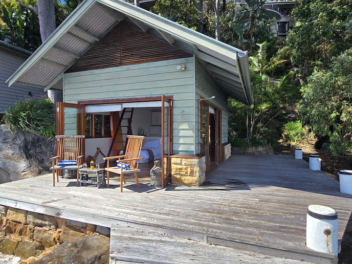 Avalon Beach | Boathouse, Jetty & Rockpool - Scotland Island