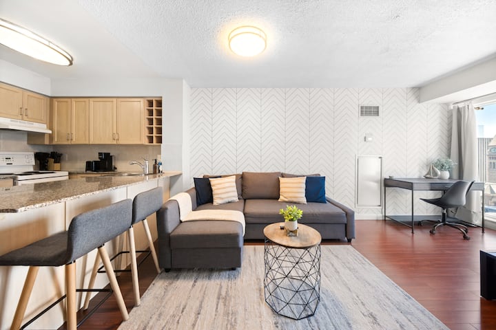 Downtown Toronto Studio Retreat - Toronto