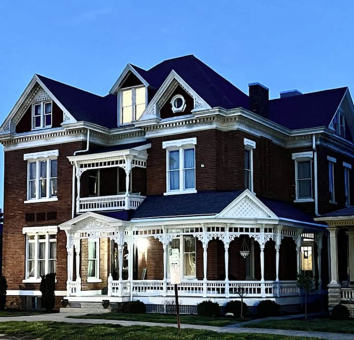 The Nesbitt House - Suite 136 - Yellow Springs, OH