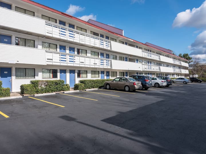 Lits Doubles | Wi-fi Et Télévision Gratuits - Birmingham, AL