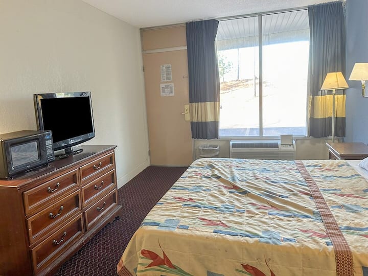 Fumez À Lit Complet - Milledgeville, GA