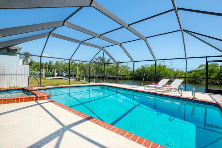 Villa Beach Paradise– Heated Pool+spa | Water View - Bonita Springs, FL