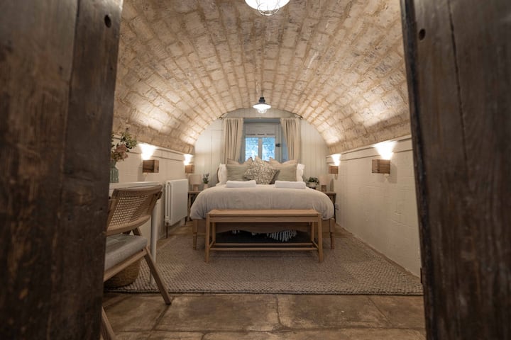 Central Bourton - Chic Cottage - Parking - 버튼-온-더-워터