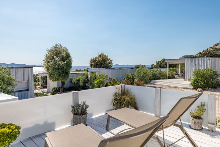 Buqez Eco Resort - Villa 40 - Seafront - Murter