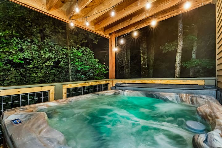 Right Next To Ober And Hoa Pool Optional Jeep Rent - Gatlinburg, TN