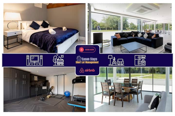 Home Cinema | Stunning Barn Retreat - Rugby