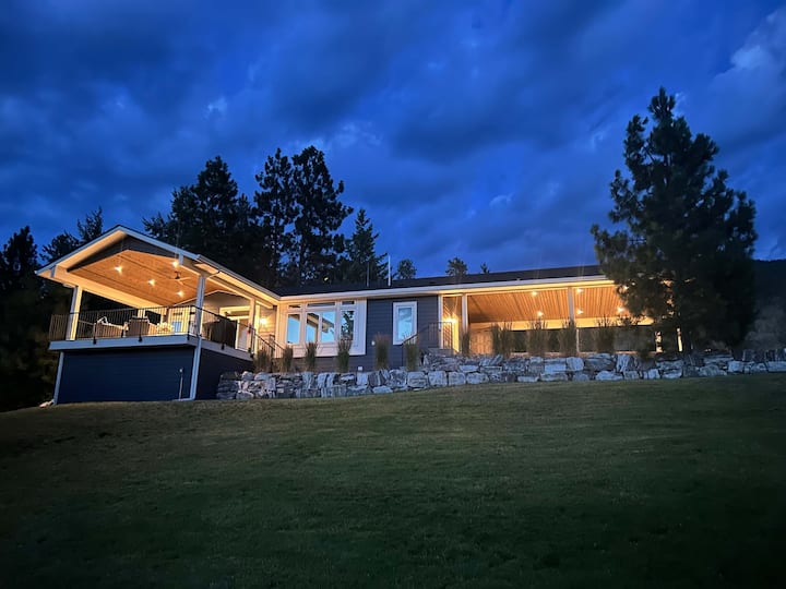 Harmony Hideaway | Serene & Stunning Lake Views - Lake Country