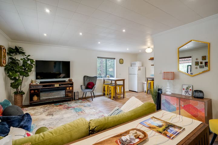 2 Mi To Arizona Christmas City! Cabin W/ Fireplace - Prescott, AZ