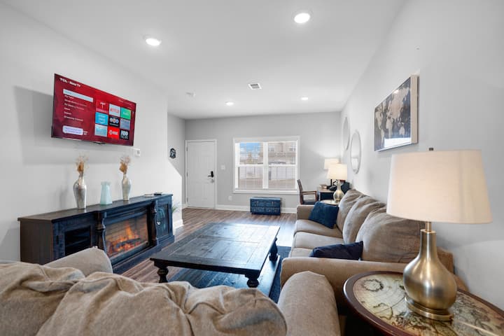 Timeless Escape Near Nashville - Clarksville, TN