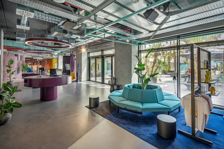 Deluxe Twin | Signature Social Hub Style - Bologna