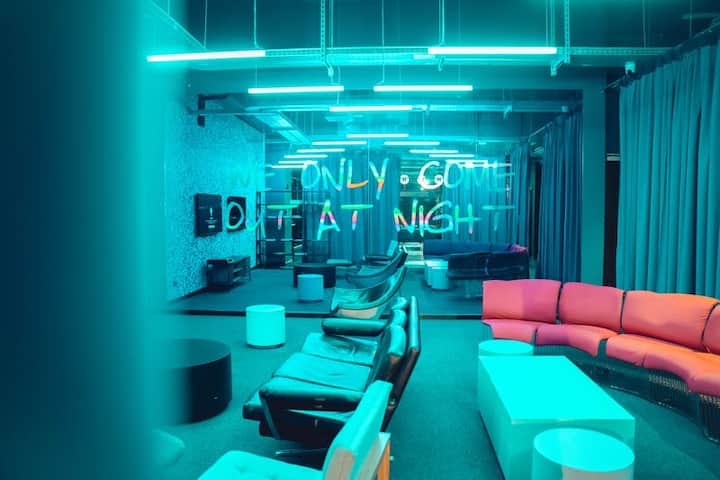 Executive King | Chill & Connect - Bologna