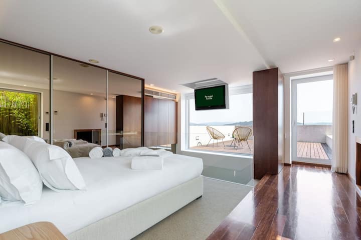 Skyline Retreat With Pool By Portugal Active - Viana do Castelo