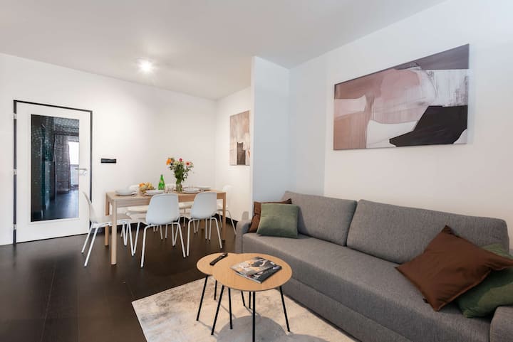 Family Apartment With Balcony In Center Of Prague - Prague