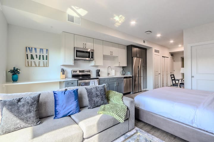 Landing | Spectacular Studio, Gym - Ithaca, NY