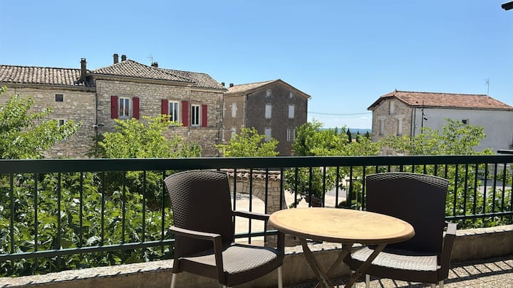 Family Room - South Facing - Terrace - Barjac