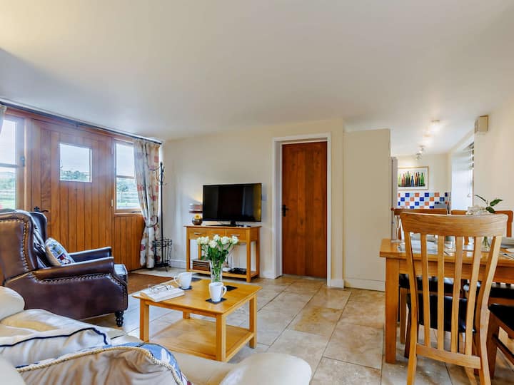 2 Bed In Higher Clovelly (Swabr) - Clovelly