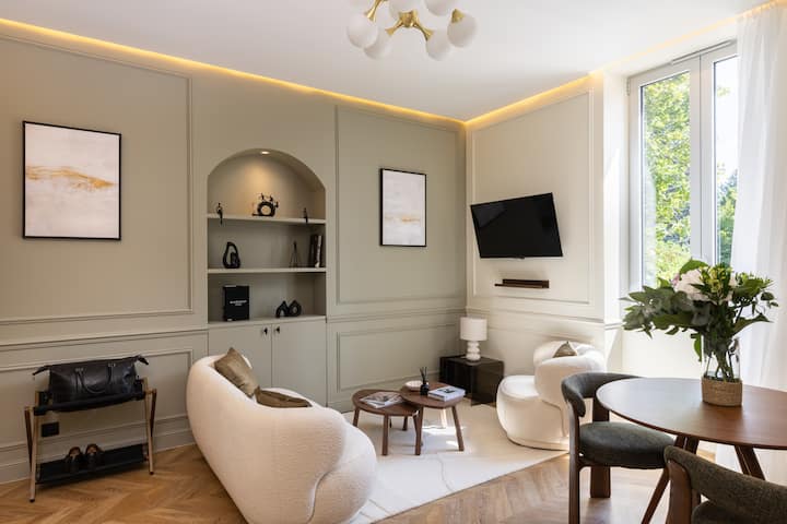 Hausman Suites - Appart Hotel N°5 - Saint-Cyr-au-Mont-d'Or