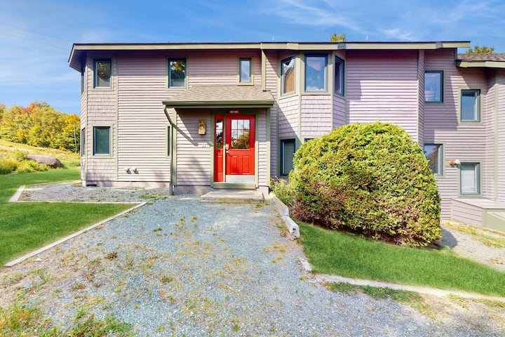 2br Ski-in/ski-out Condo, Balcony, Views, W/d - Jays Peak, Jay