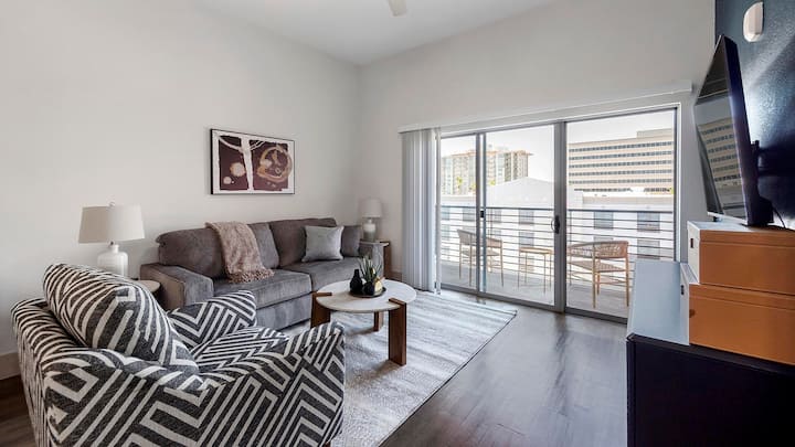 Landing | Amazing 2bd, Clubhouse, Gym - Phoenix, AZ