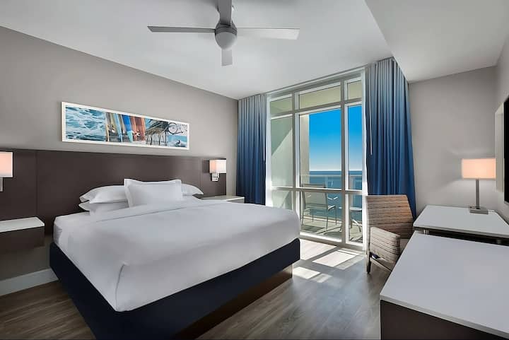 Perfect Coastal Stay | Steps To The Sand! Pool - Myrtle Beach, SC