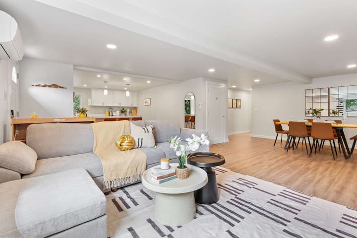 Bellevue 3br Retreat | Walk To Trails & Near Lake - Bellevue, WA