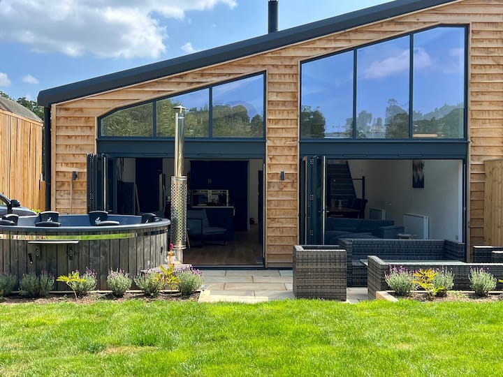 New* Idyllic Barn - Hot Tub - Orchardleigh, Frome - Warminster