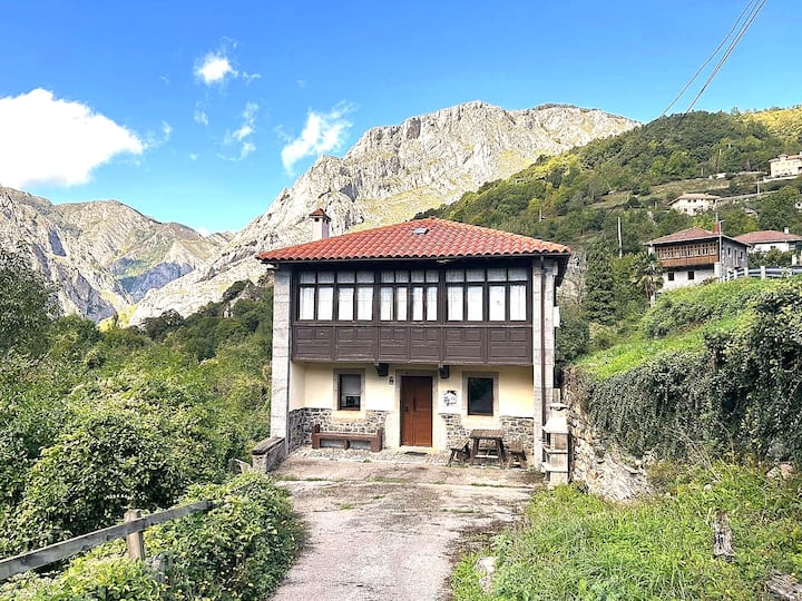 Casa Rural Ribota Junto Al Sella Crle834 - Posada de Valdeón