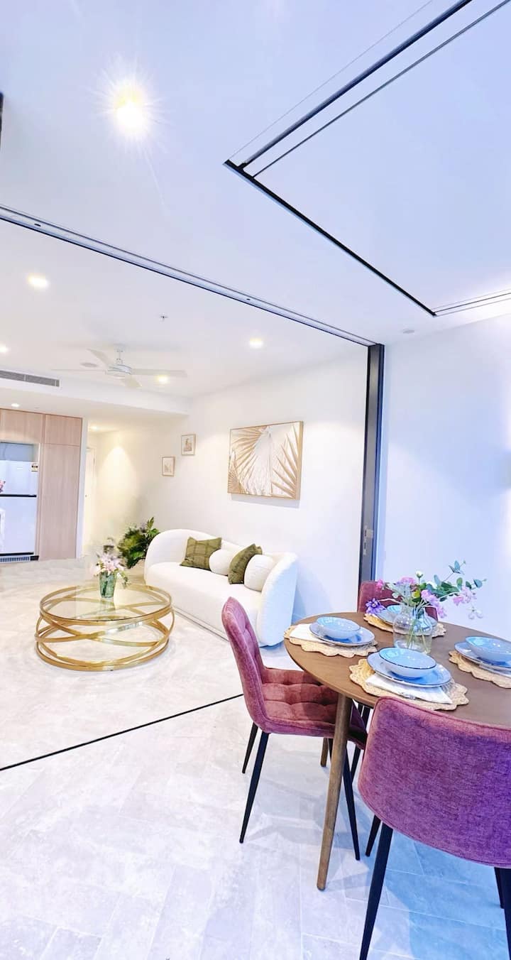 Iconic 1br • River Views, Sky Deck & Casino Living - 布里斯班