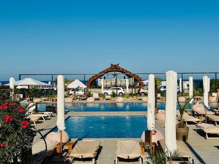 Hubix Suites | Casa Del Mar C2-56 | Nice View - Constanța