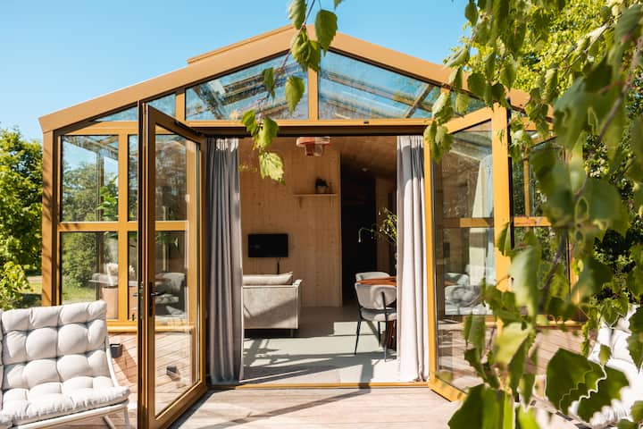 Tweepersoons Studio Greenhouse  Met Jacuzzi En Egg - Lemmer