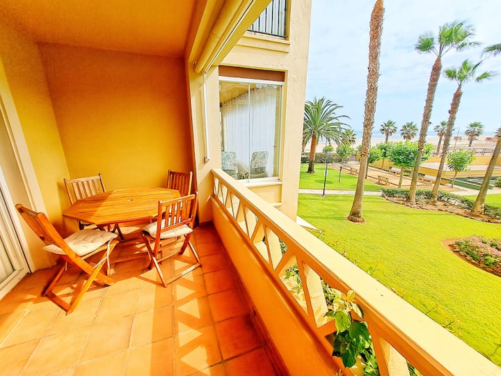 Alcaravan Al10p21 - Isla Canela