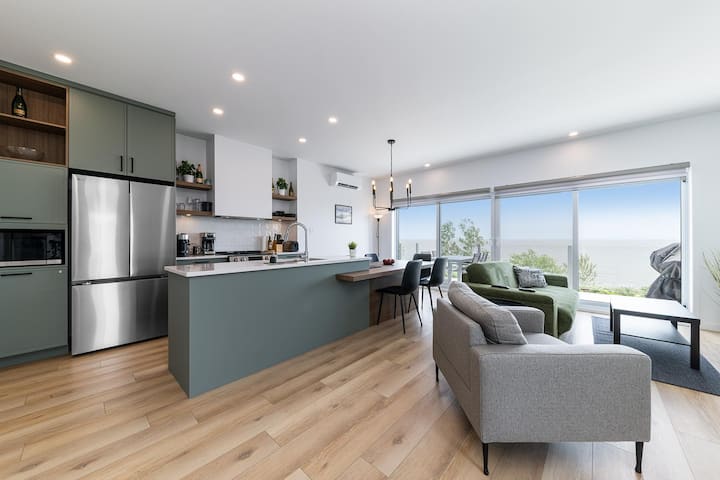 Havre Du Loup: Lever Du Soleil Près Du Massif - Charlevoix