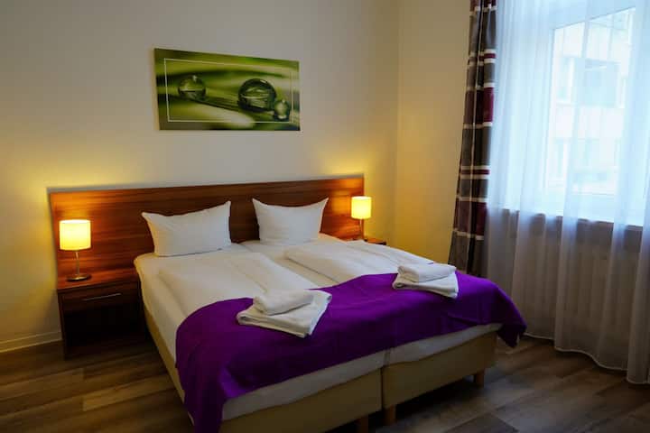 Comfortable Double Room Near Kurfürstendamm - Berlín