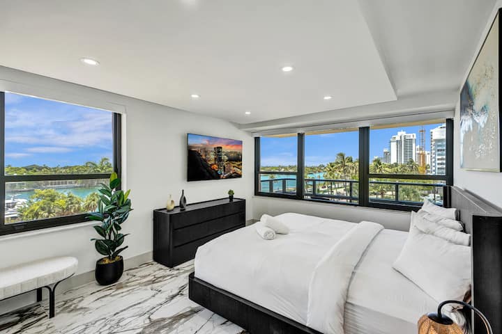 Luxury Beachside 3br/3ba Condo 620 - Miami Beach, FL